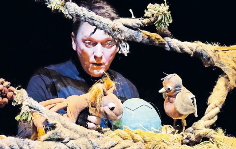 Cuatro creaciones, cuatro continentes